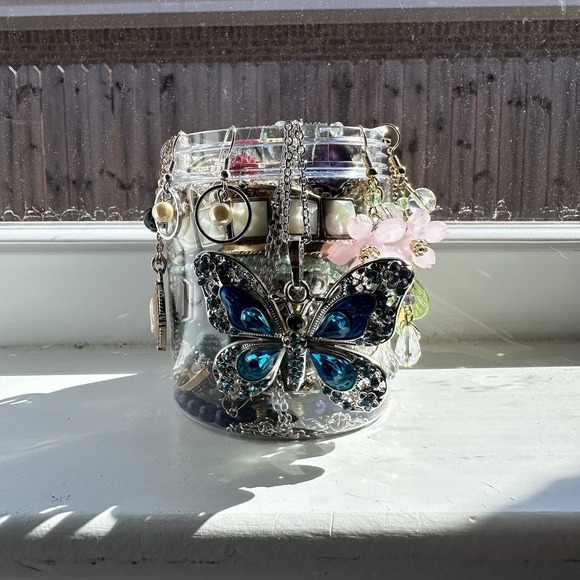 Estate | Jewelry | Mystery Jewelry Jar Mixed Treasures Vintage Estate ...
